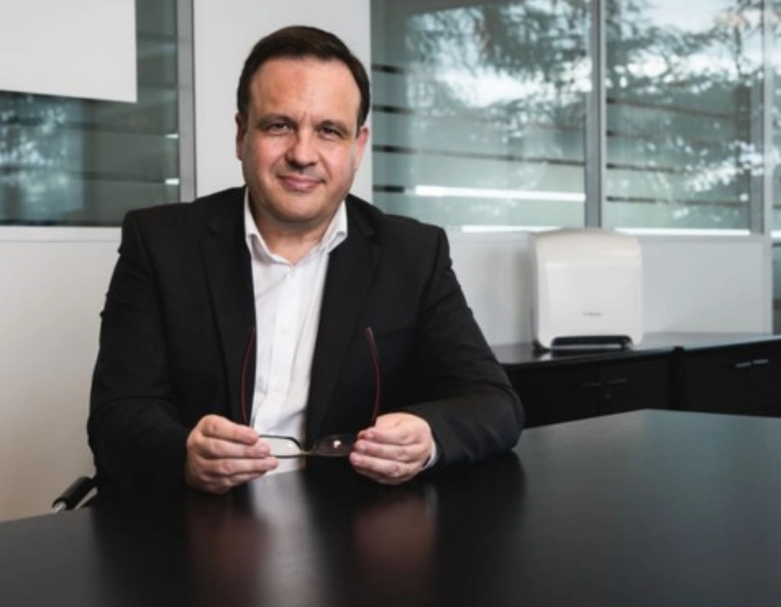 Paredes, fabricant et distributeur de produits d'entretien et d'hygiène professionnels